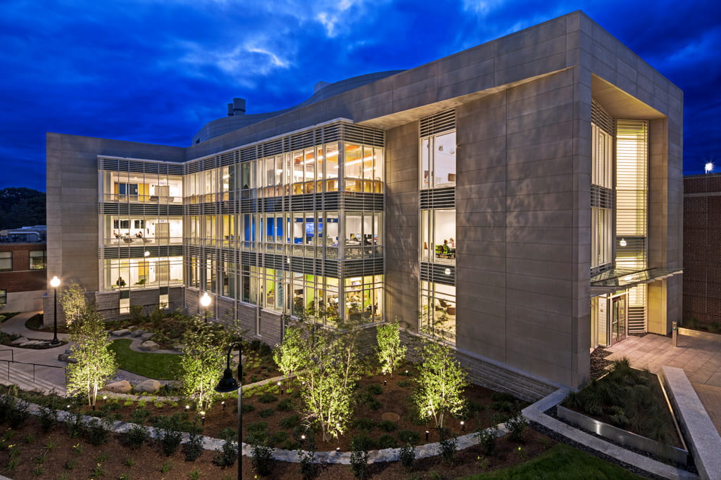 Tour the New Science Complex – Engineering and Physics at Providence ...